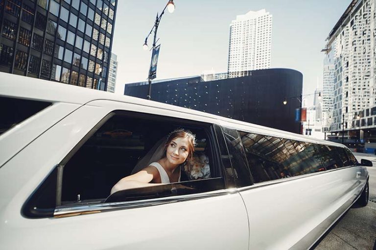 How to Choose a Safe and Reliable Luxury Transportation Service in ...